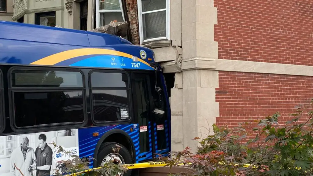 MTA Bus Crashes Into Apartment Building After Collision in Bay Ridge