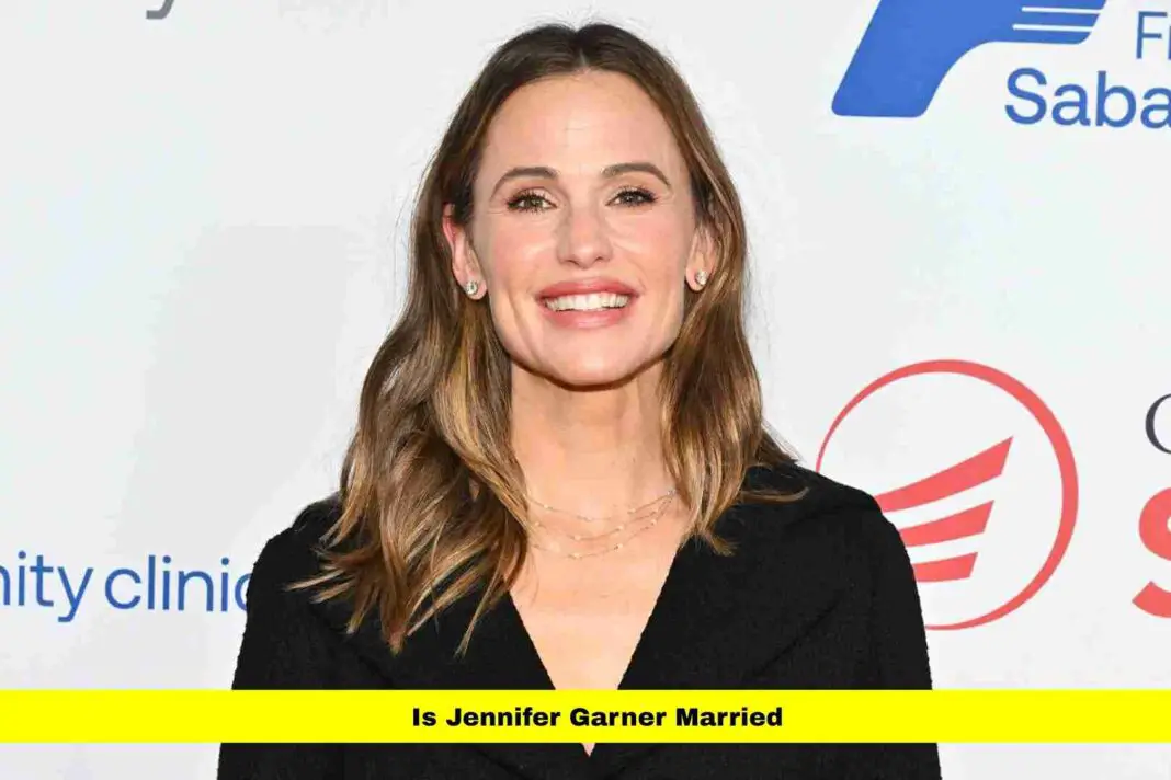 Is Jennifer Garner Married? The Full Story Behind Her Love Life, Family ...