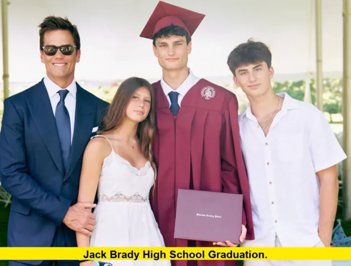 Jack Brady High School Graduation: Tom Brady and Bridget Moynahan ...